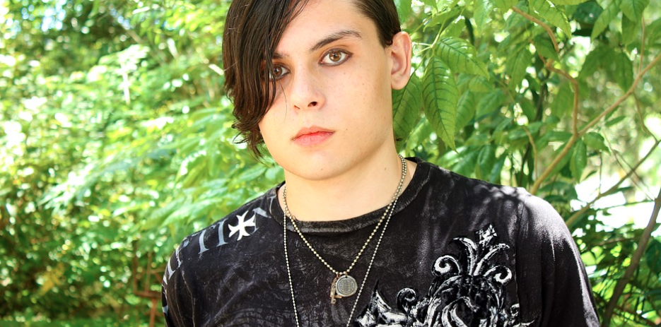 15 Funny Jokes About Emo Kids That Will Make You Laugh...and Cry