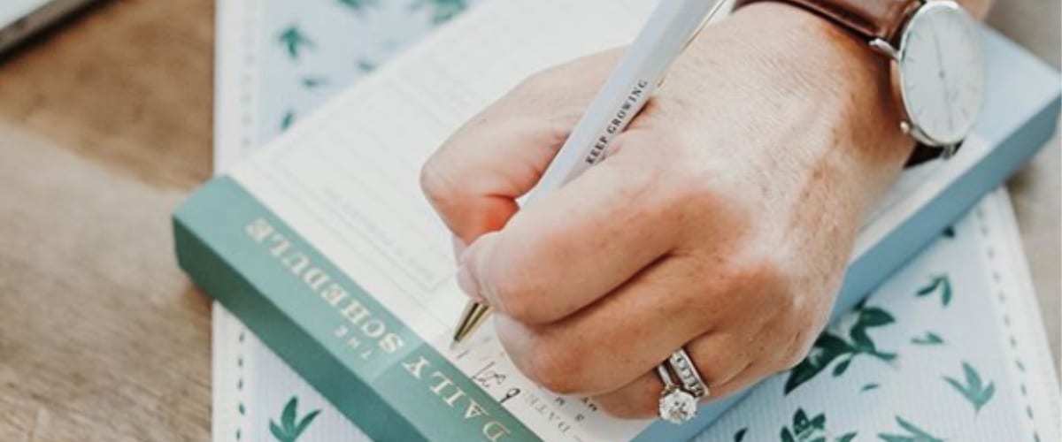 16 Memes That Are Funny For All The Left-Handers Out There